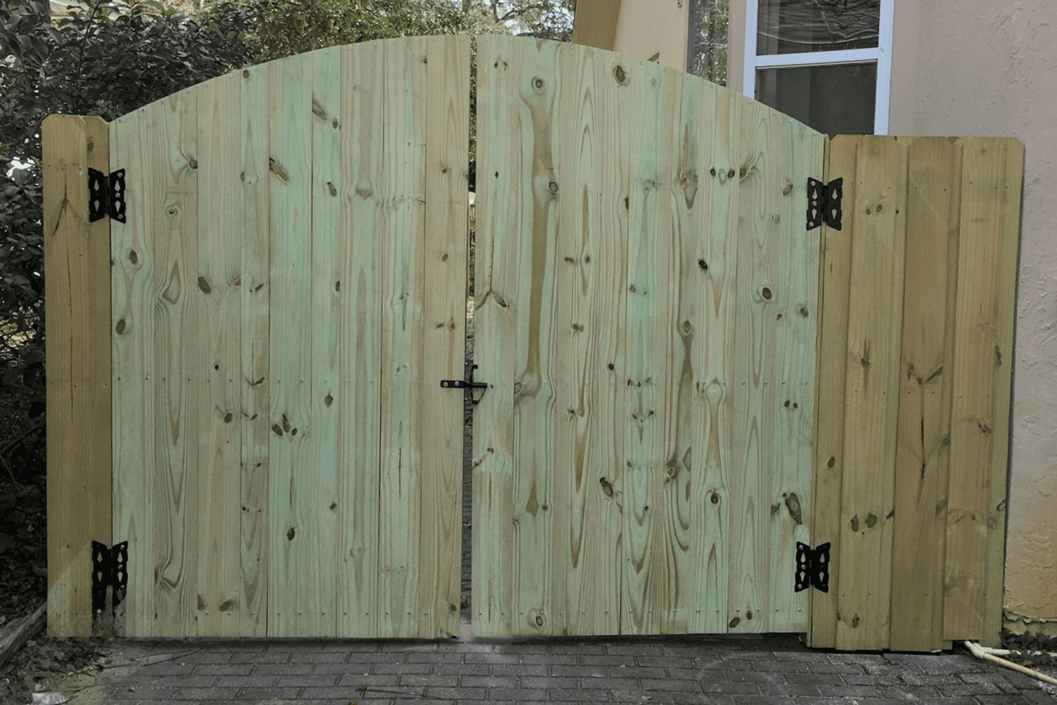 Residential Gates & Operators - Eagle Fence